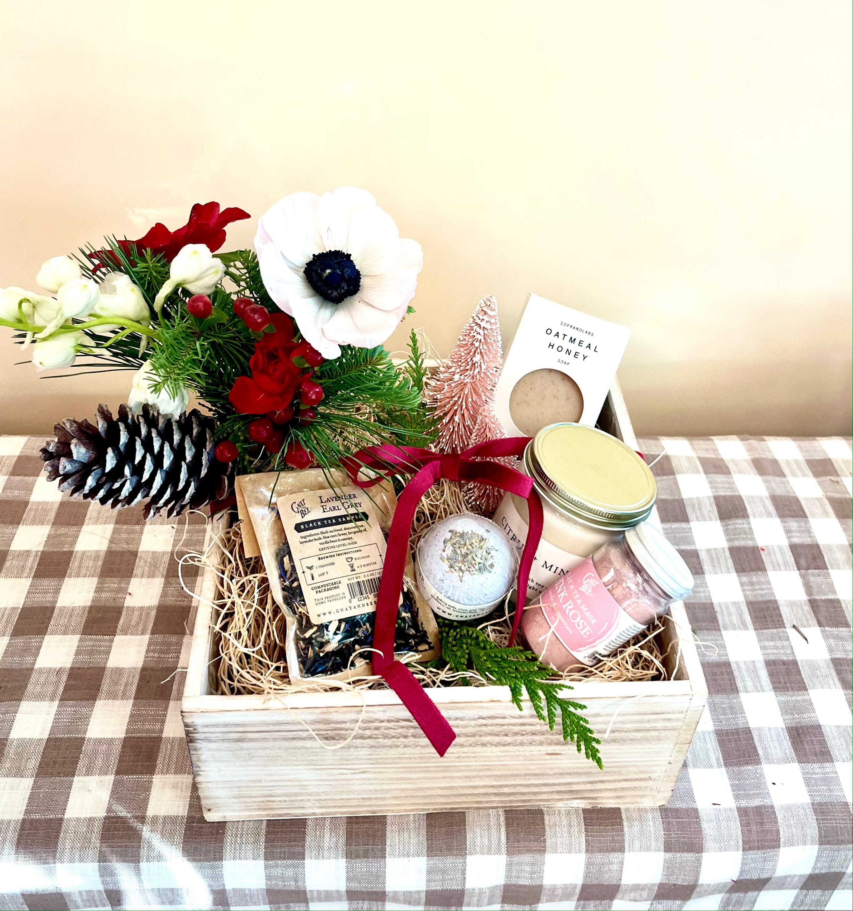 Jolly Gift Box – GALLERY FLOWERS